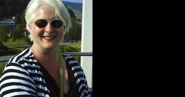 Robyn Warhol's Graphic Memoir Class Creates Stunning Comics ...